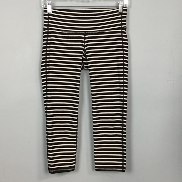 Athleta | Pants & Jumpsuits | Athleta Black And White Striped Capris ...
